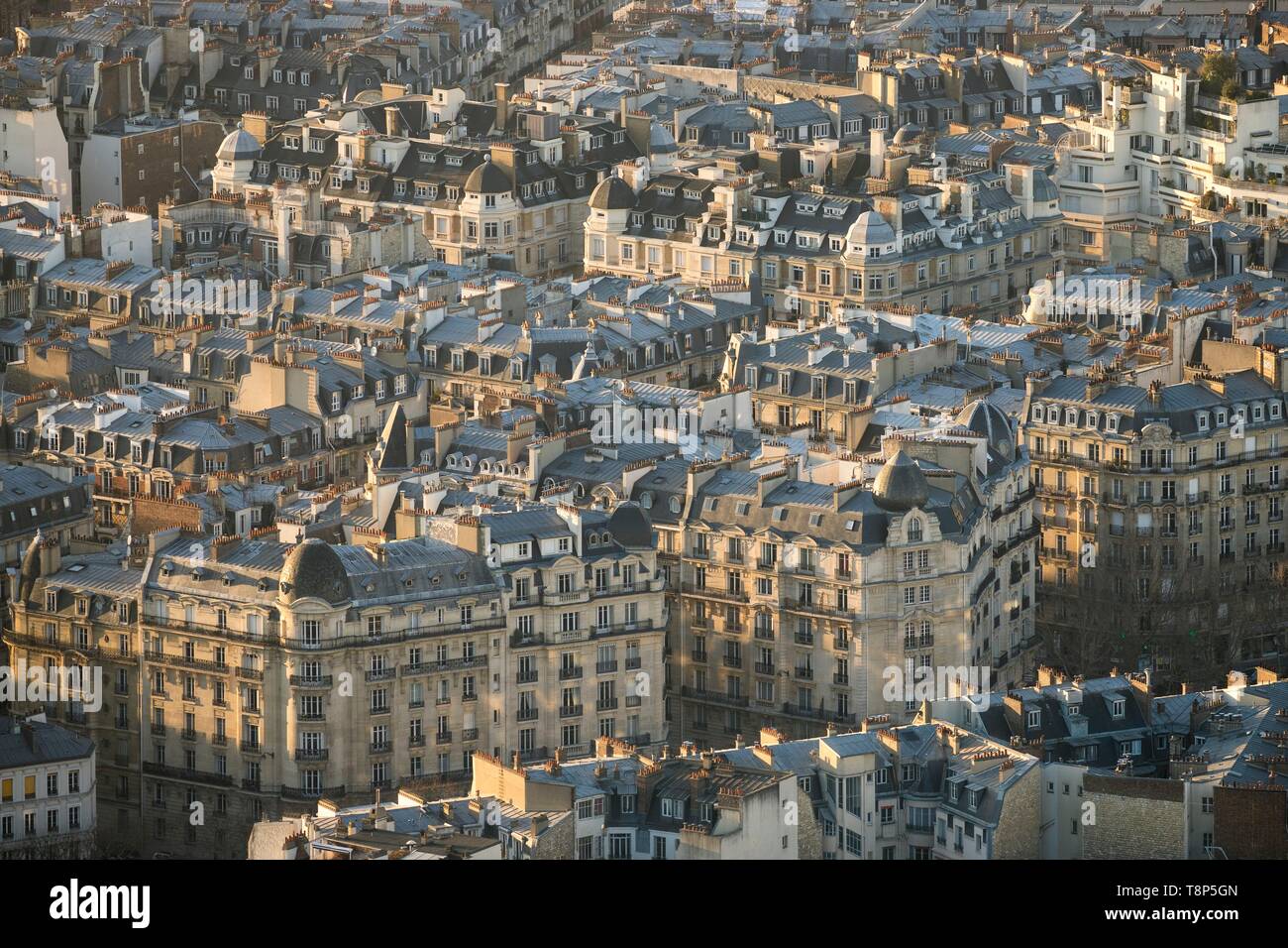 Haussmanian buildings hi-res stock photography and images - Alamy