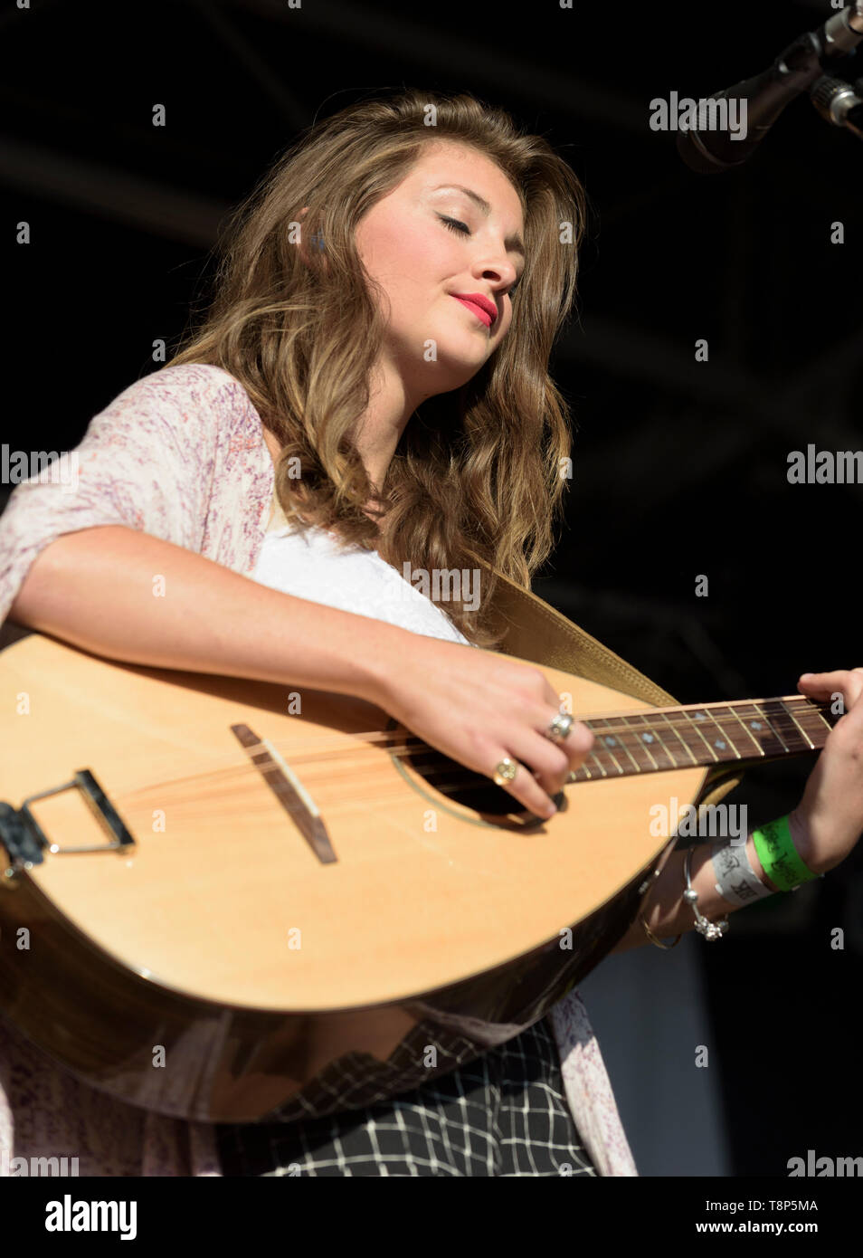 Catherine Ward Thomas performing with Ward Thomas at Weyfest Festival ...