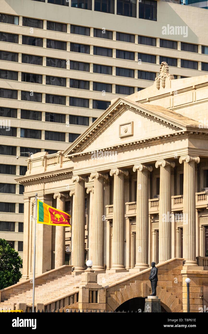 Sri Lanka, Colombo, Fort district, the Old Parliament Building houses ...