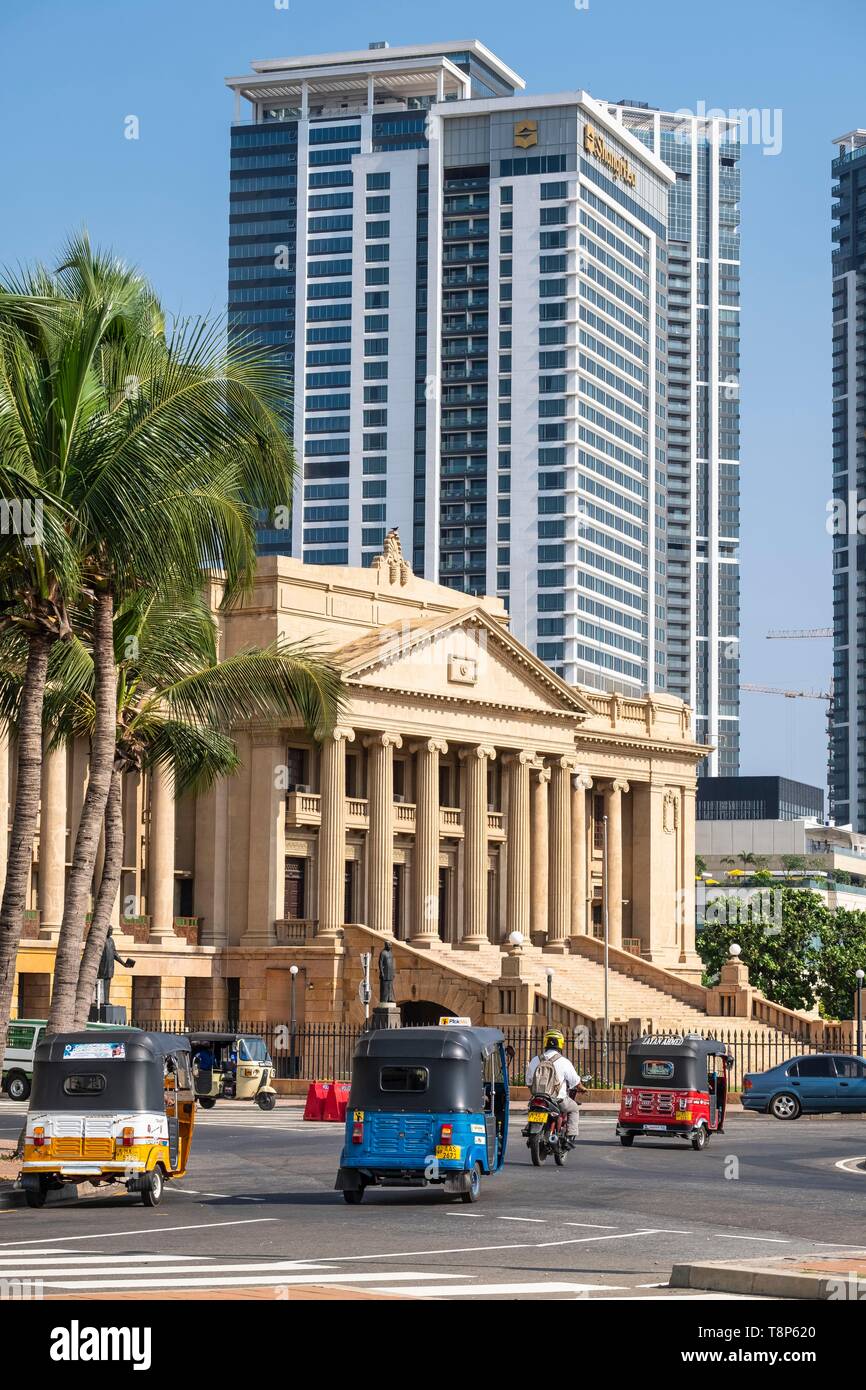 Sri Lanka, Colombo, Fort district, the Old Parliament Building houses ...