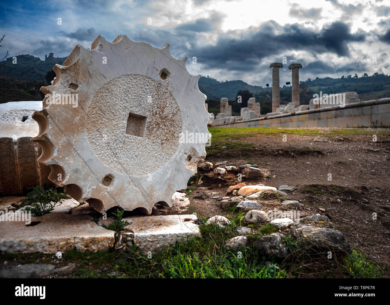 Artemis temple sardes salihli Turkey Stock Photo - Alamy