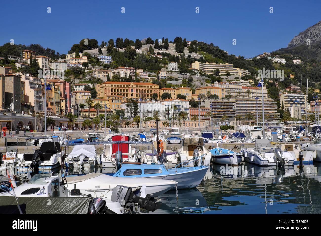 The port menton garavan hi-res stock photography and images - Alamy