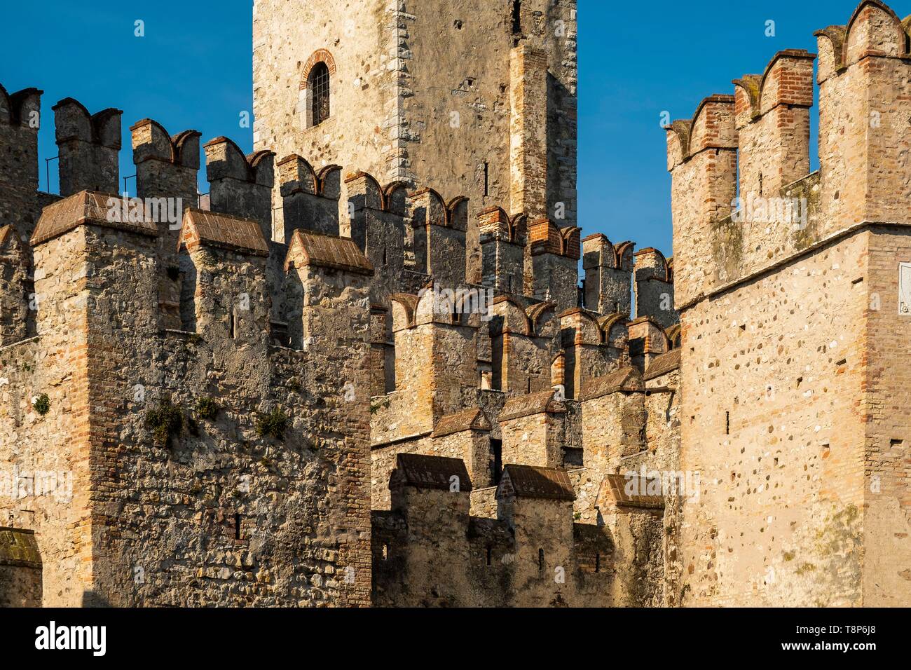 Garda castle woman hi-res stock photography and images - Alamy
