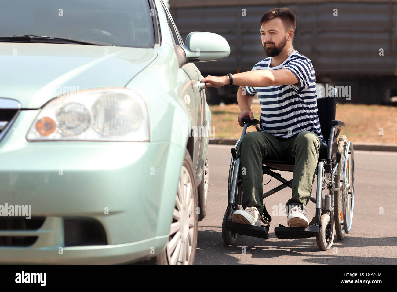 Open car door disabled hi-res stock photography and images - Alamy