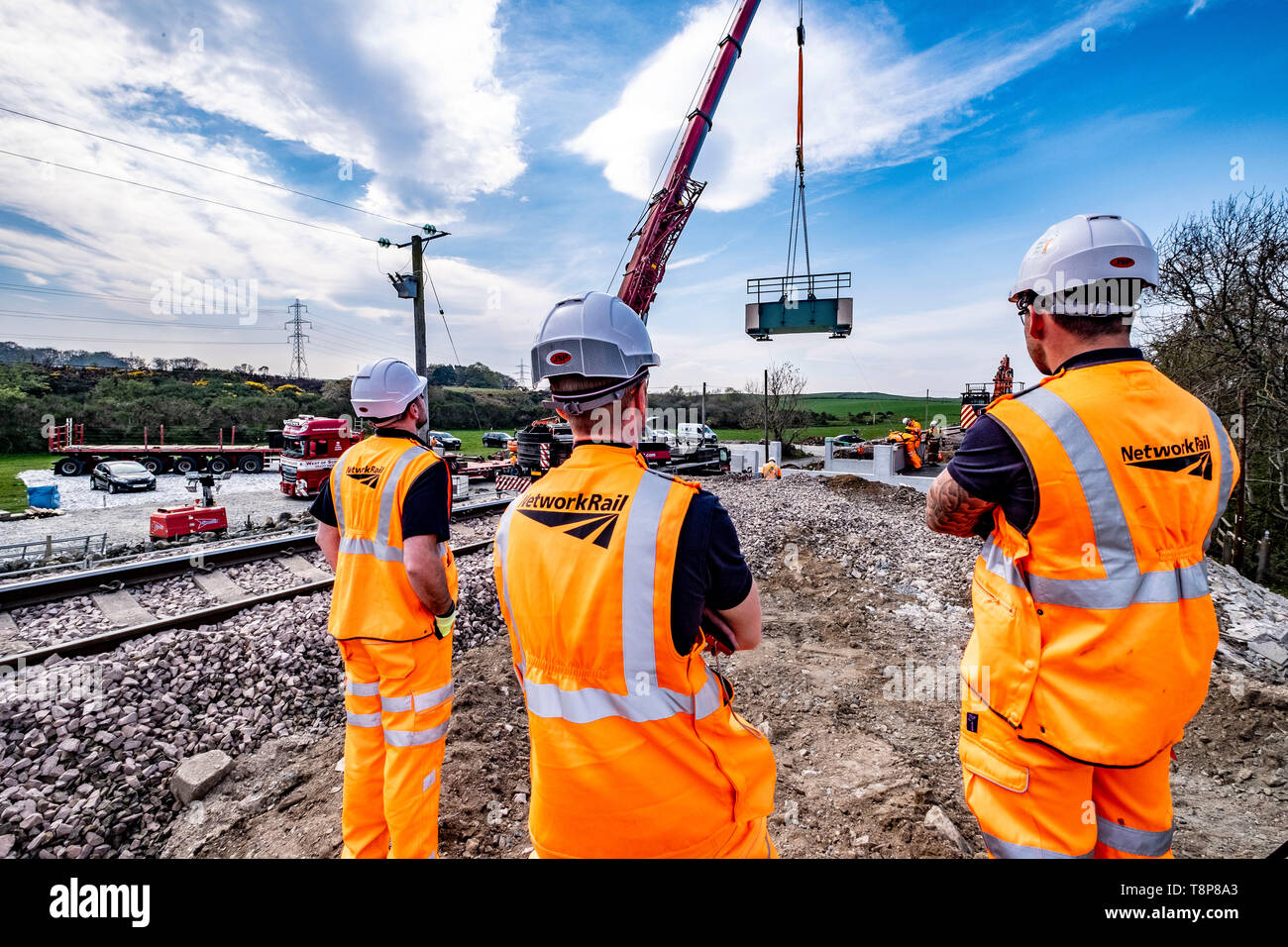 Lifted railway hi-res stock photography and images - Alamy