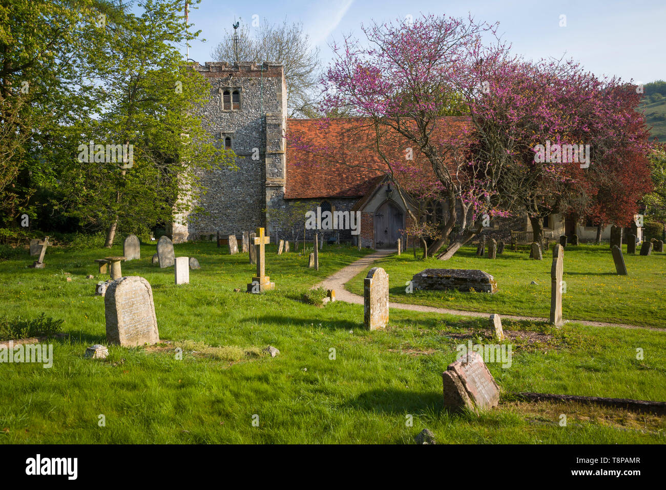 St mary the virgin church and churchyard hi-res stock photography and ...