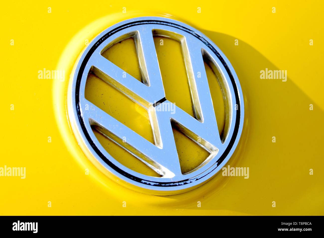 Volkswagen classic car logo sign vehicle hi-res stock photography and ...