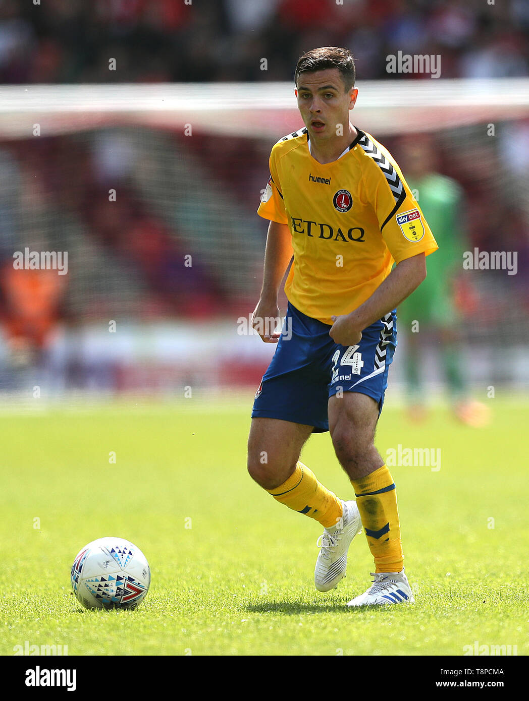 Josh cullen of charlton athletic hi-res stock photography and images ...