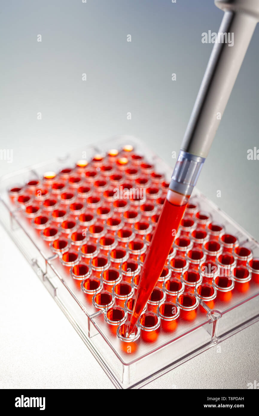 Cell samples hi-res stock photography and images - Alamy