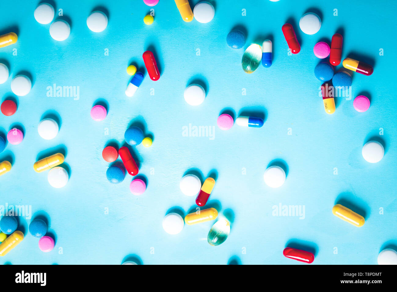 Pile of pills Stock Photo - Alamy