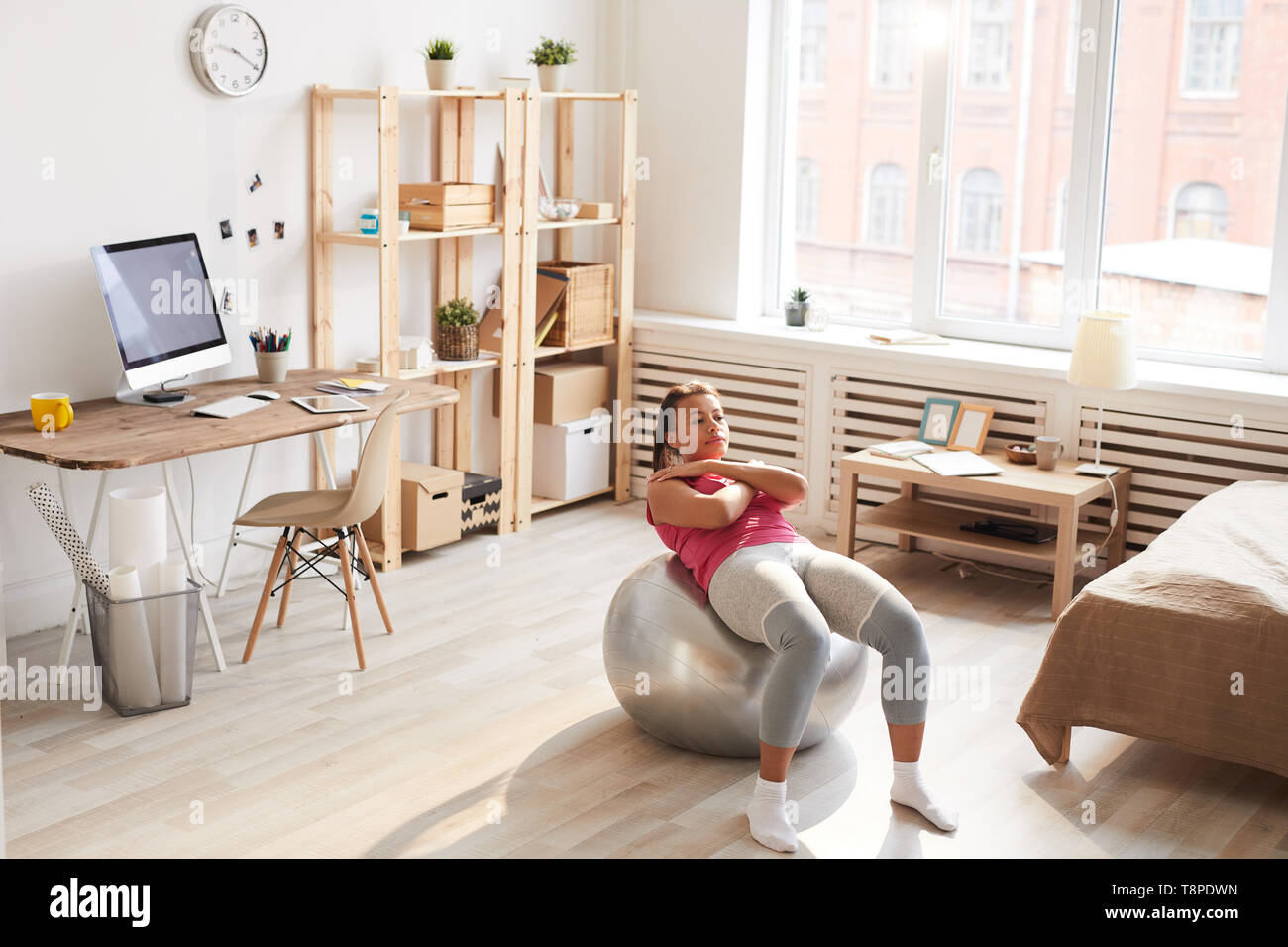 Home workout hi-res stock photography and images - Alamy