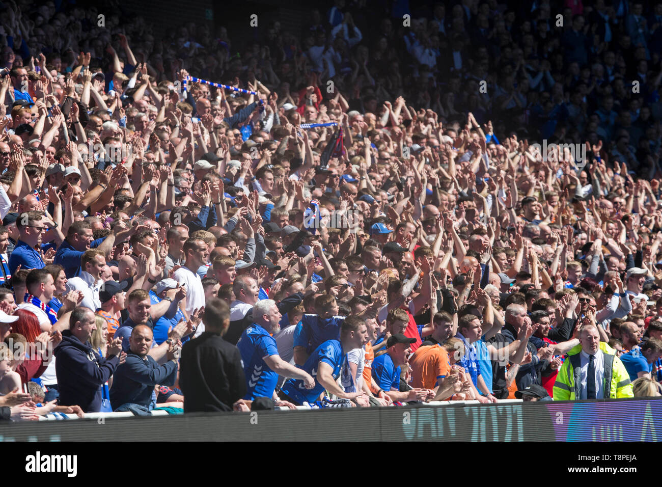 Rangers fans show hi-res stock photography and images - Alamy
