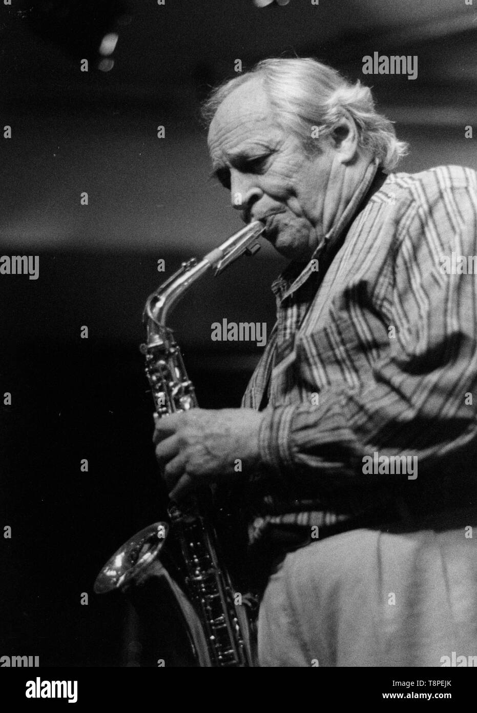 Cleo laine john dankworth Black and White Stock Photos & Images - Alamy