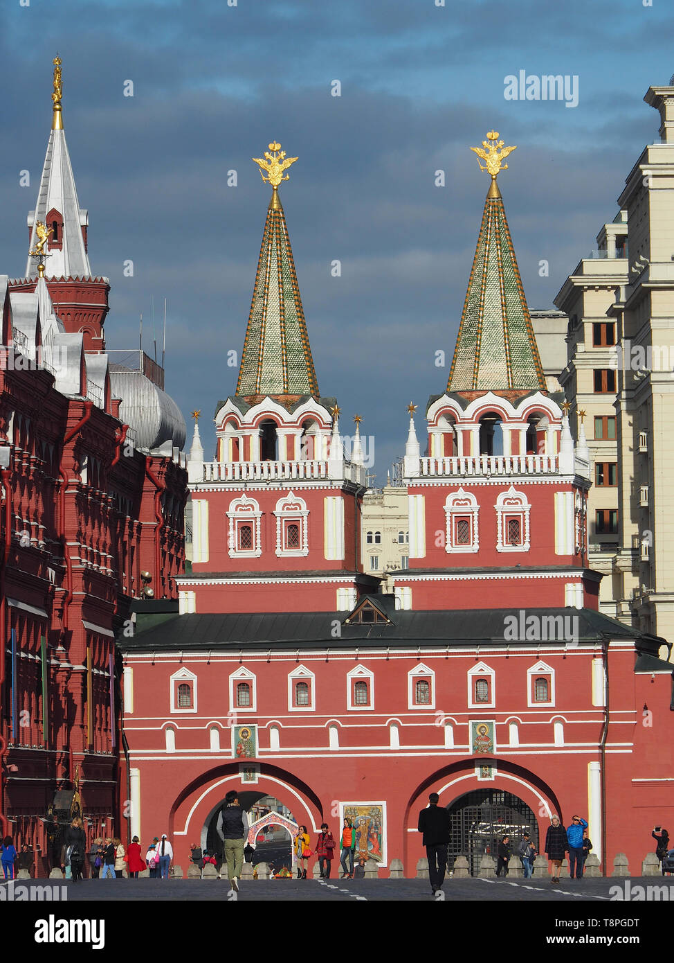 Moscow iberian gate and chapel hi-res stock photography and images - Alamy