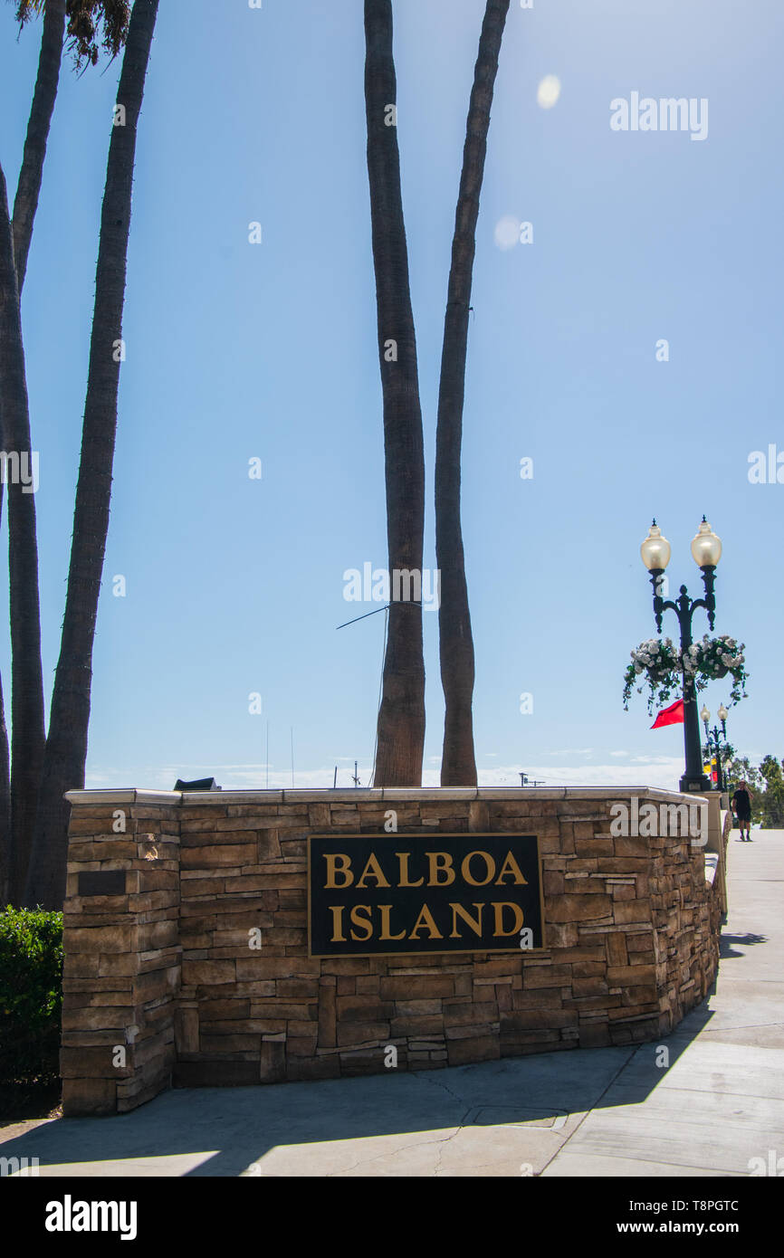 Curved Wall Entrance High Resolution Stock Photography and Images - Alamy