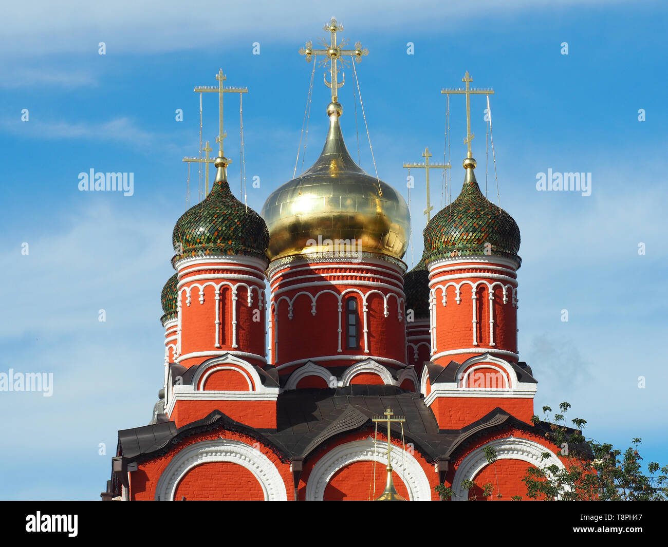 Largest russian orthodox church hi-res stock photography and images - Alamy