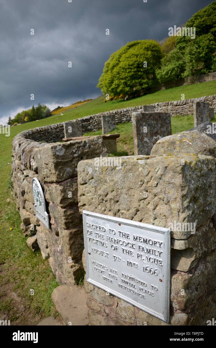 Riley graves enclosed stone wall hi-res stock photography and images ...