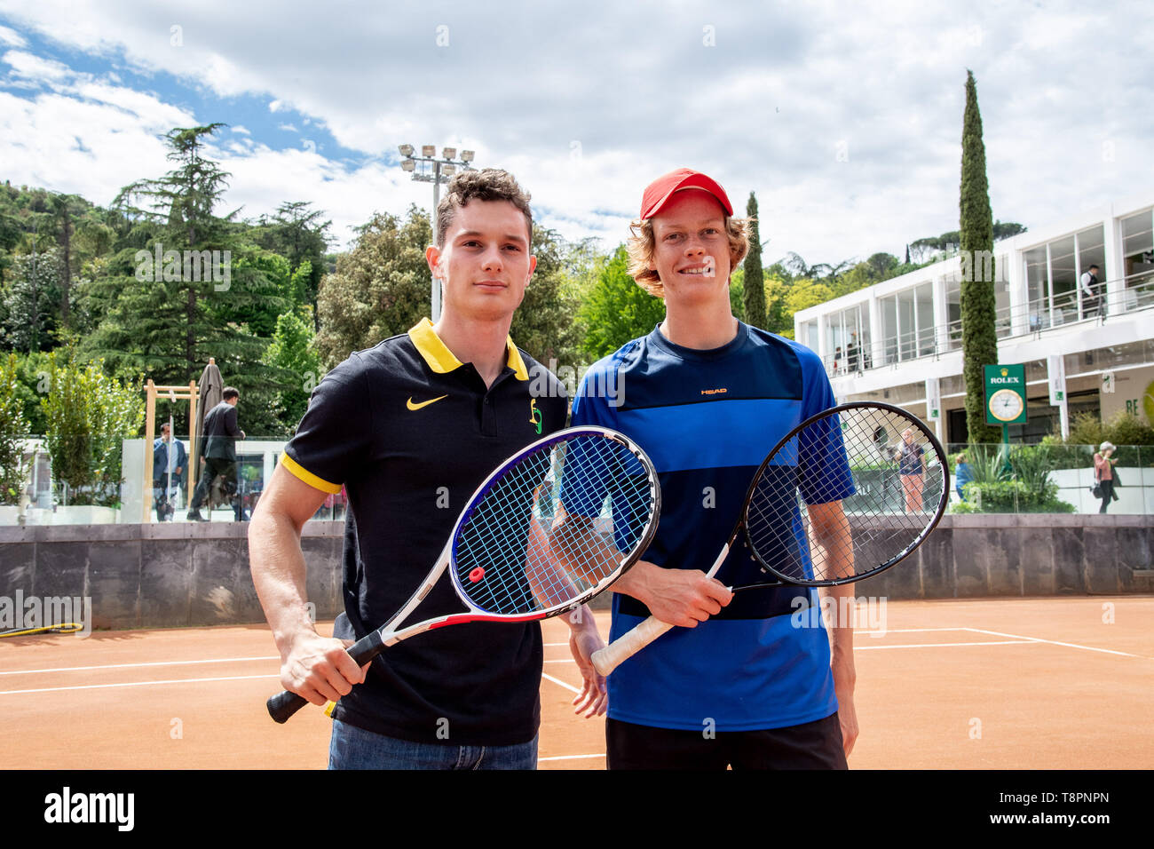 Italian athlet Filippo Tortu meet Jannik Sinner before his training ...