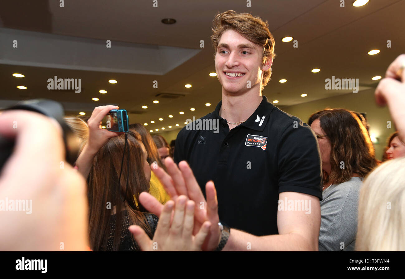 Linus weber hi-res stock photography and images - Alamy