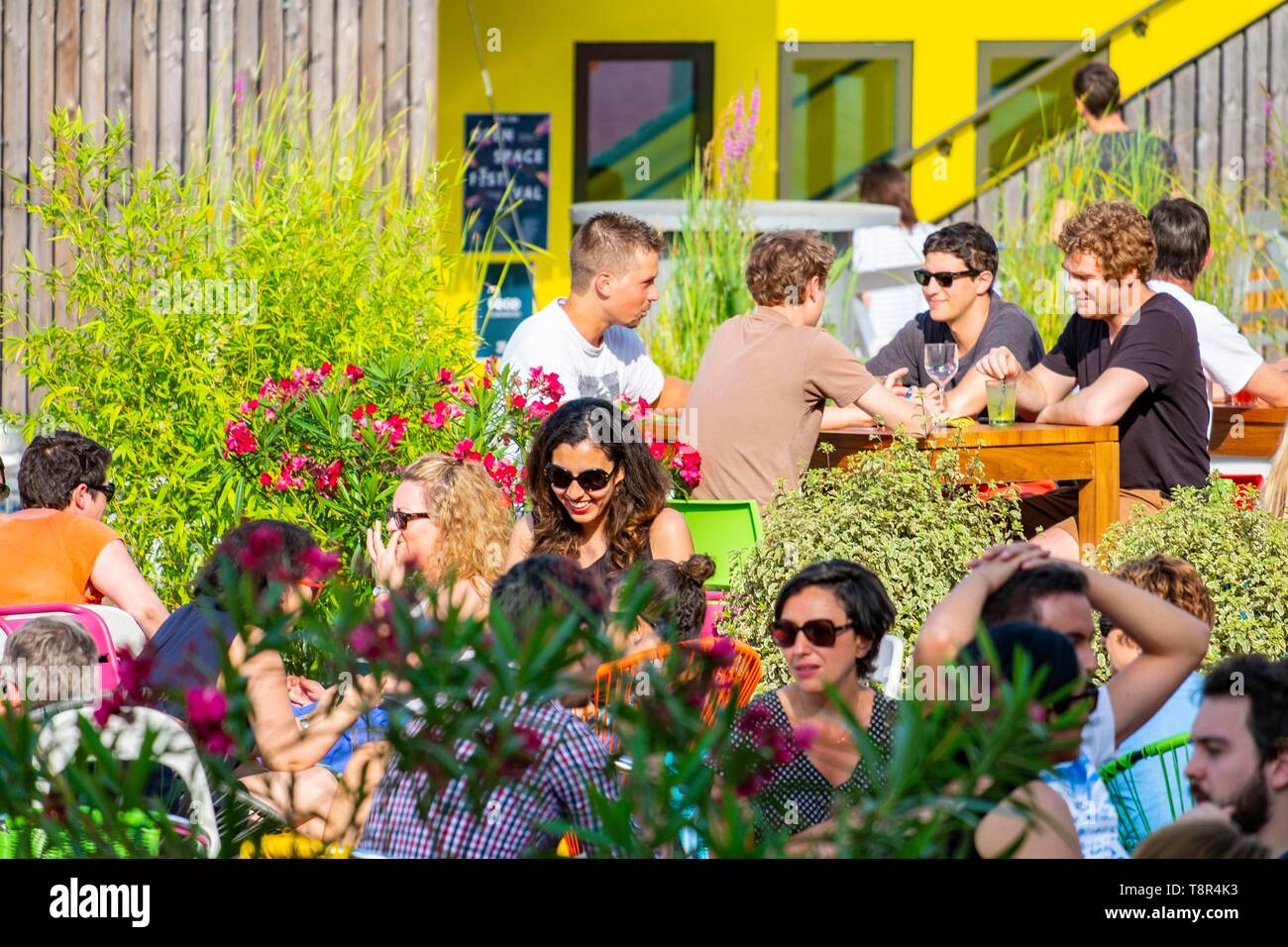 Paris bath man hi-res stock photography and images - Alamy