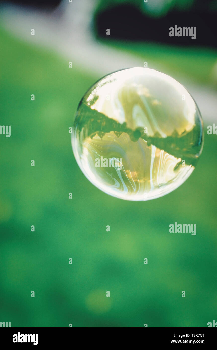 Airbubble hi-res stock photography and images - Alamy