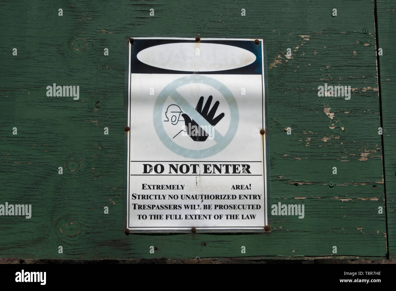 Trespassers will be prosecuted hi-res stock photography and images - Alamy