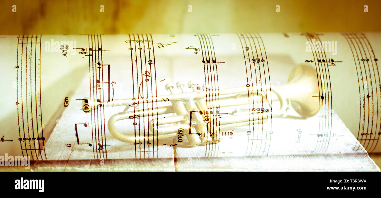 Musical notes jukebox hi-res stock photography and images - Alamy