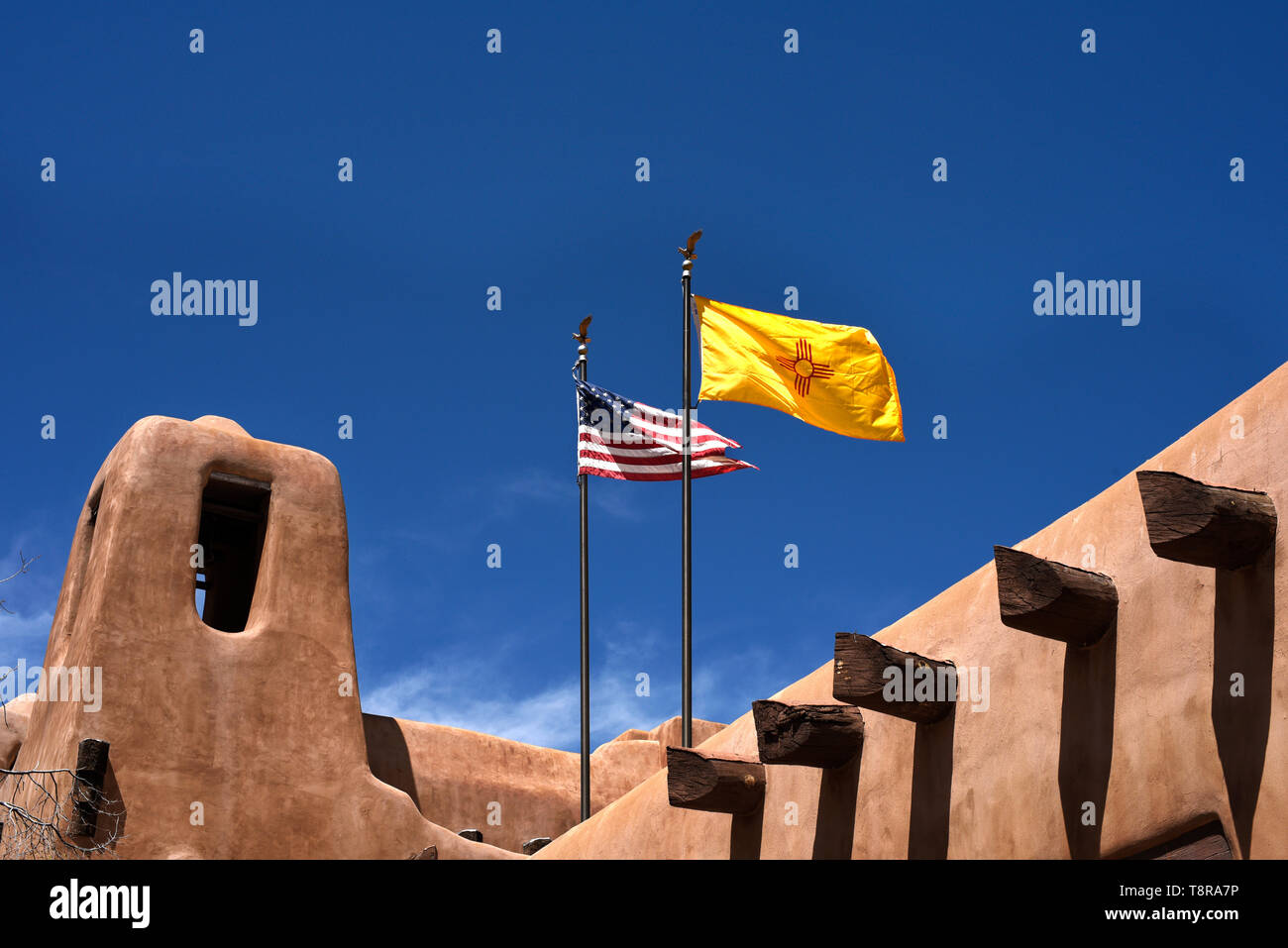 Flag of the new mexico hi-res stock photography and images - Alamy