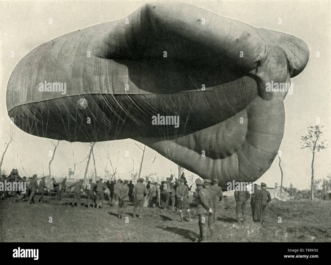 Barrage balloons ww1 hi-res stock photography and images - Alamy