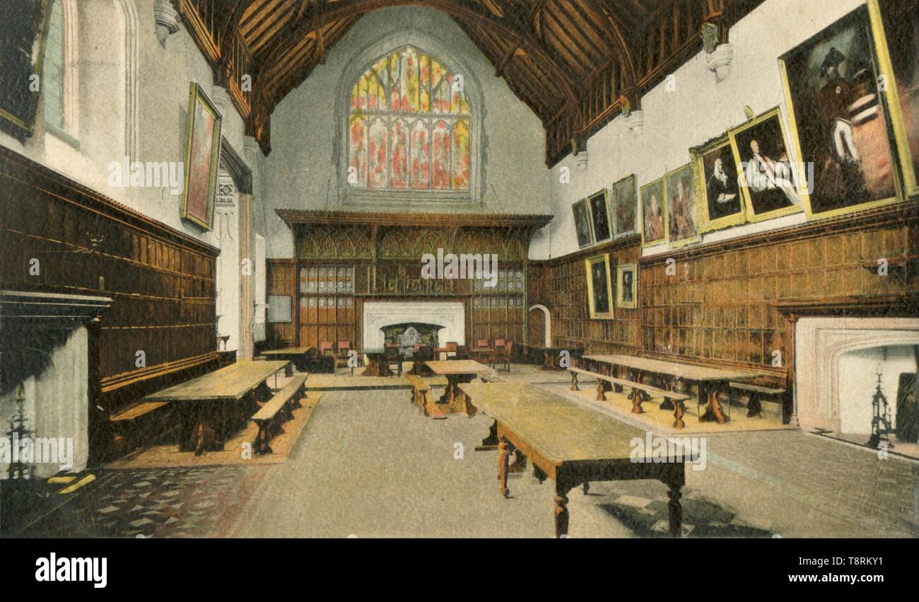 Tudor dining room hi-res stock photography and images - Alamy