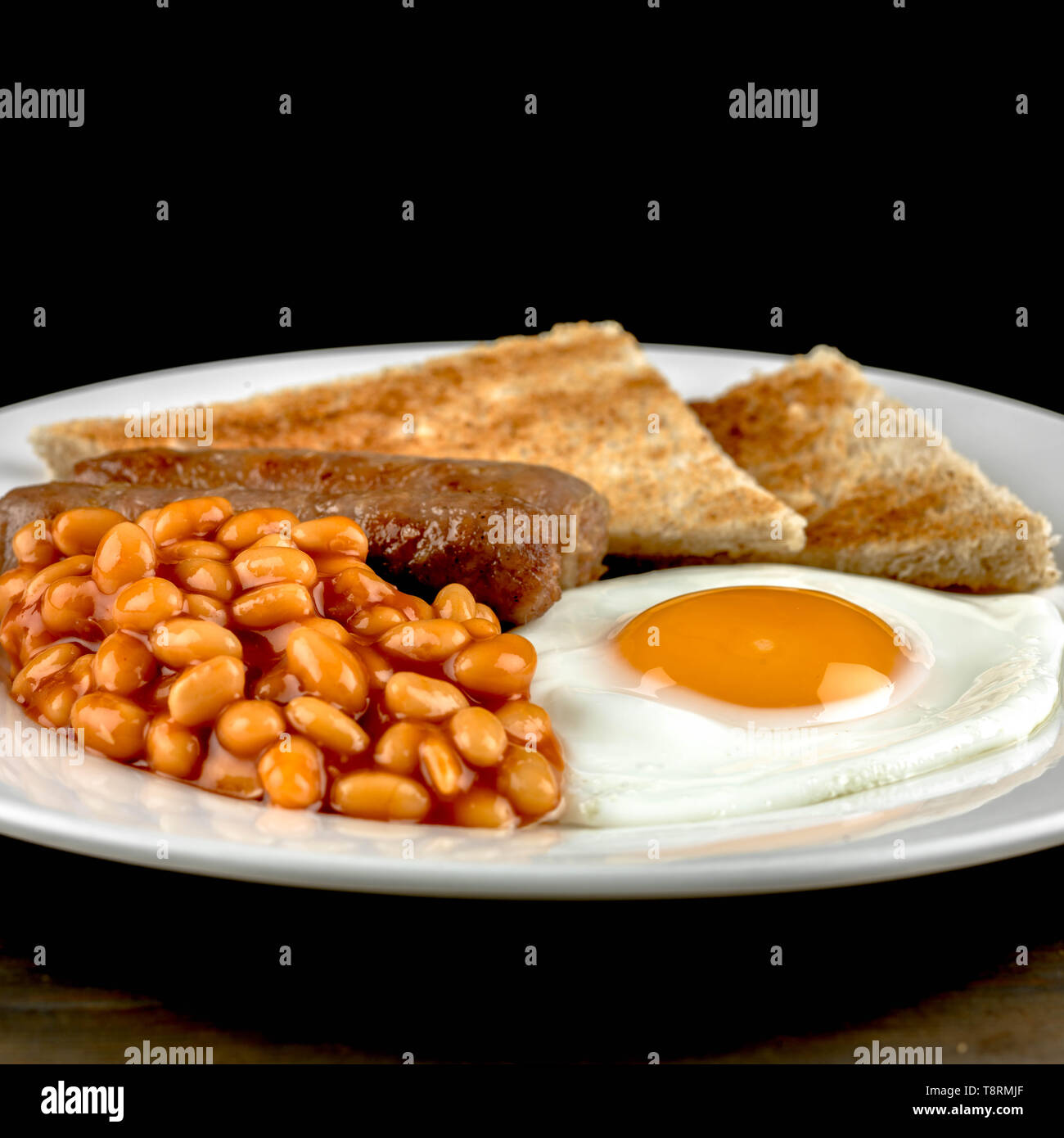 Traditional Fried English Breakfast With Toast Stock Photo - Alamy