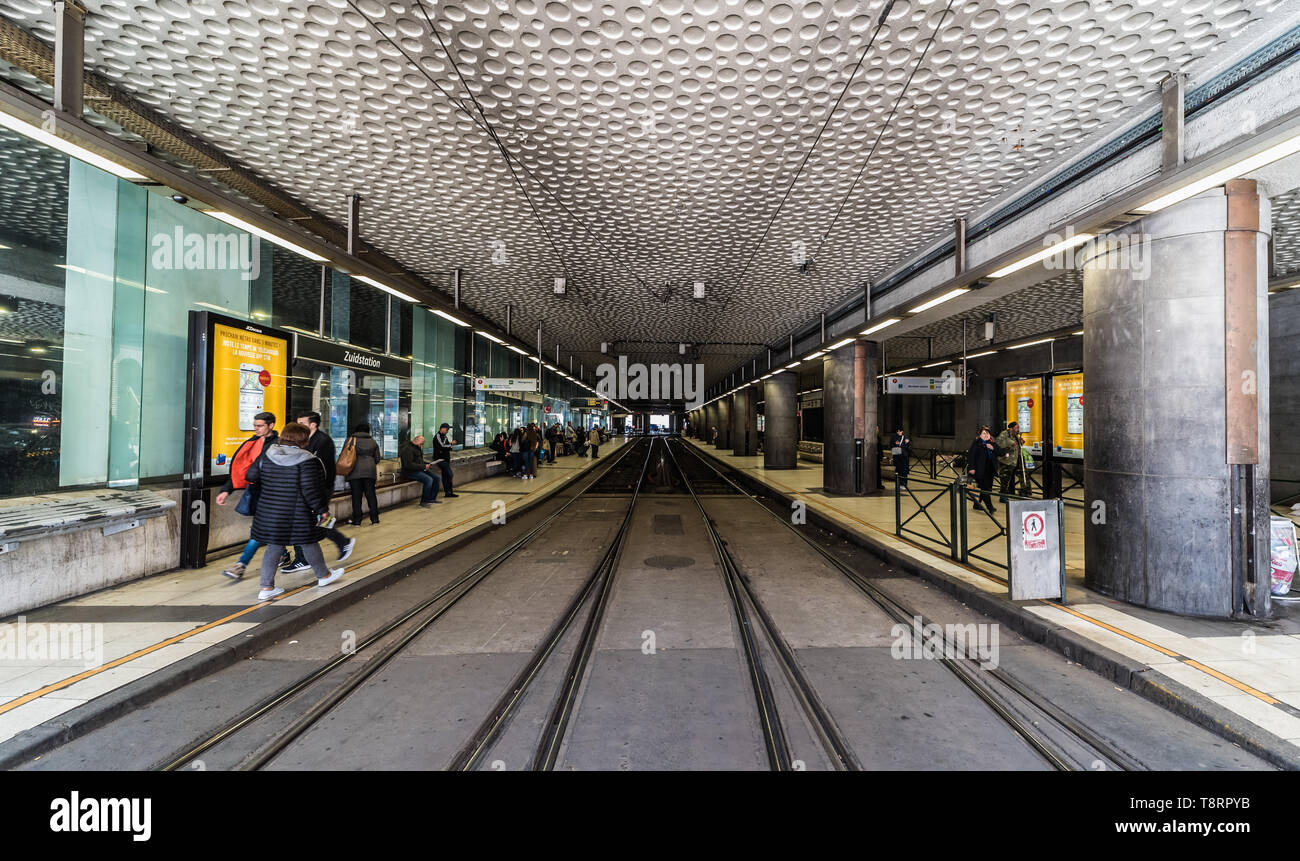 Train trains railway metro subway transport hub transportation hi-res ...