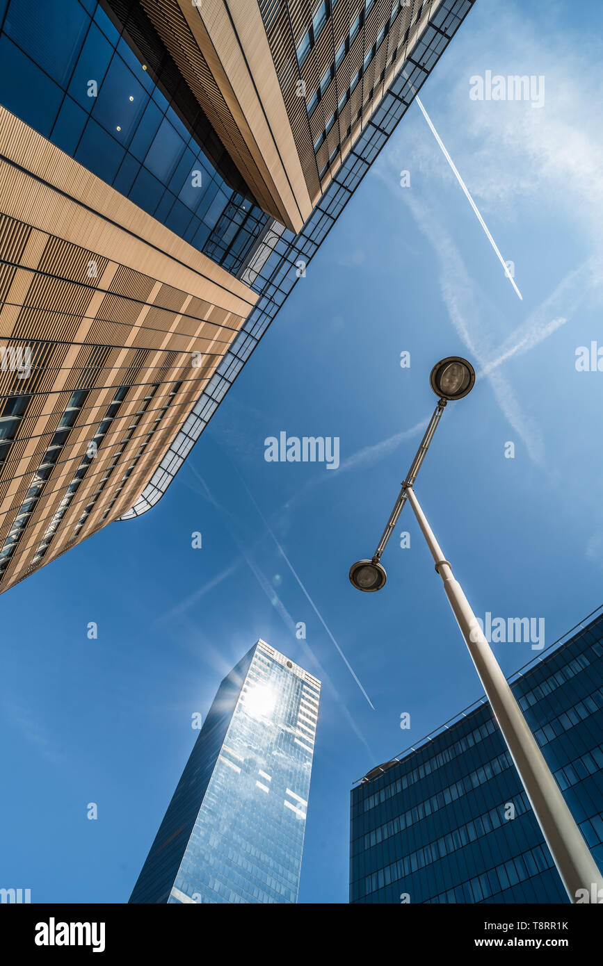 High rise offices buildings hi-res stock photography and images - Alamy