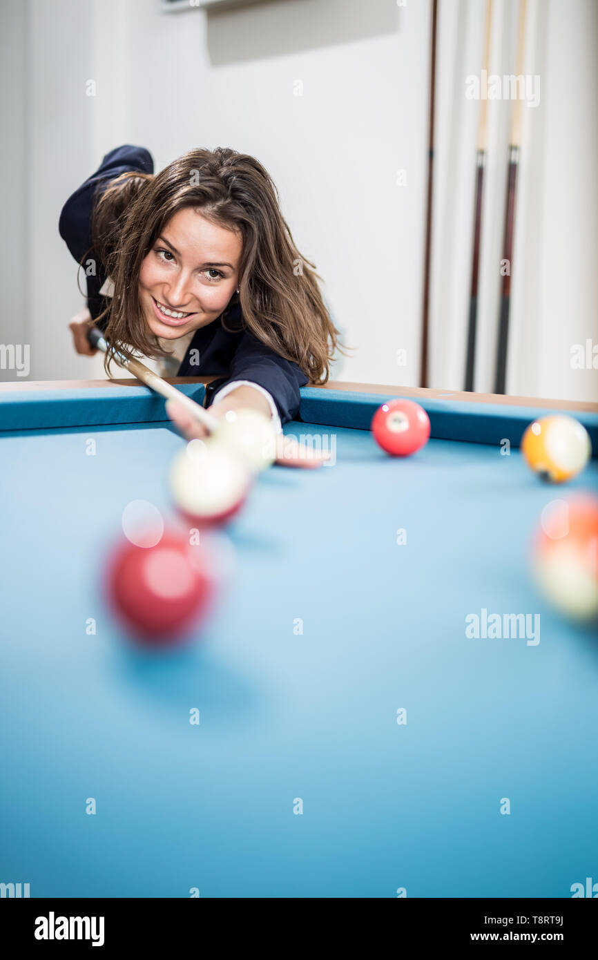 Female billiards player hi-res stock photography and images - Alamy
