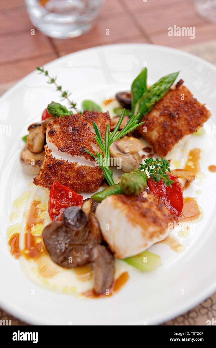 Seafood mushrooms hi-res stock photography and images - Alamy