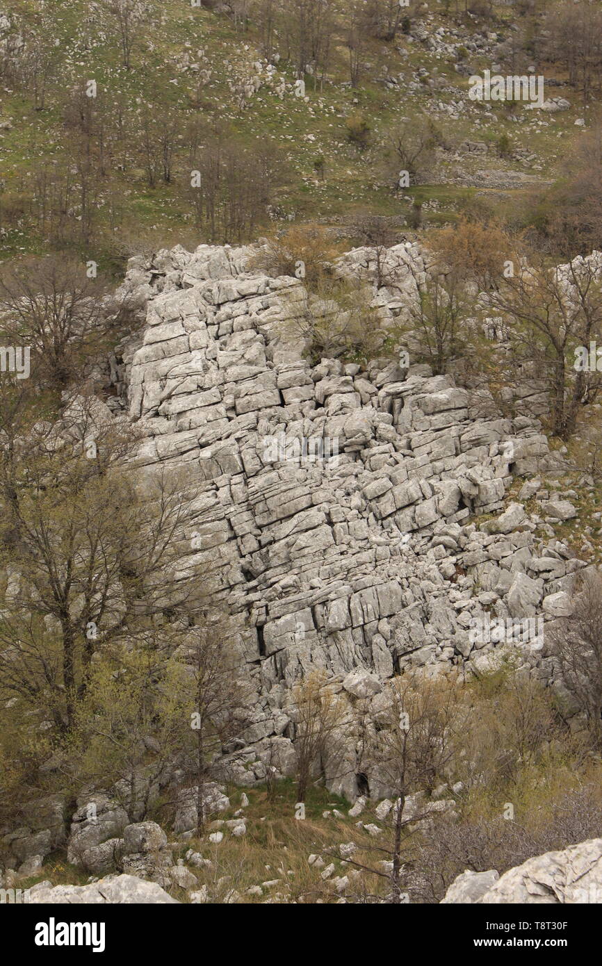 Frost wedging hi-res stock photography and images - Alamy
