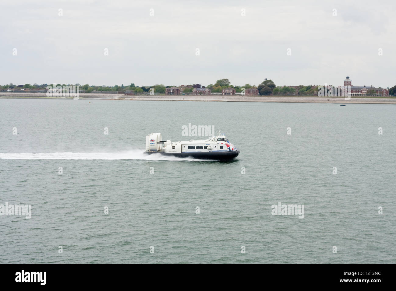 Passenger hovercraft hi-res stock photography and images - Alamy