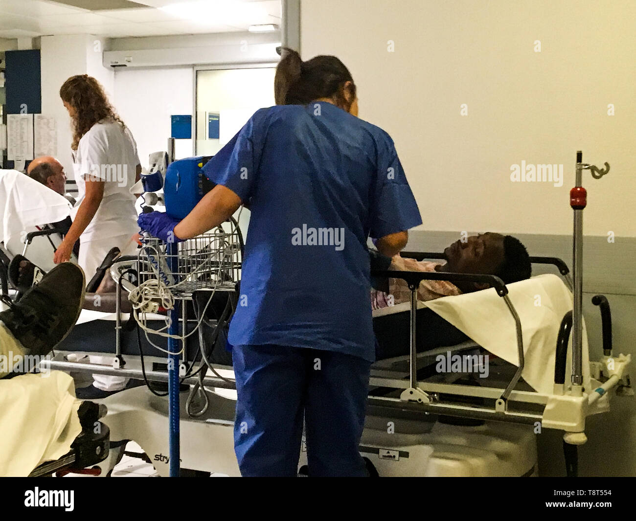 Emergency service in a french hospital Stock Photo - Alamy