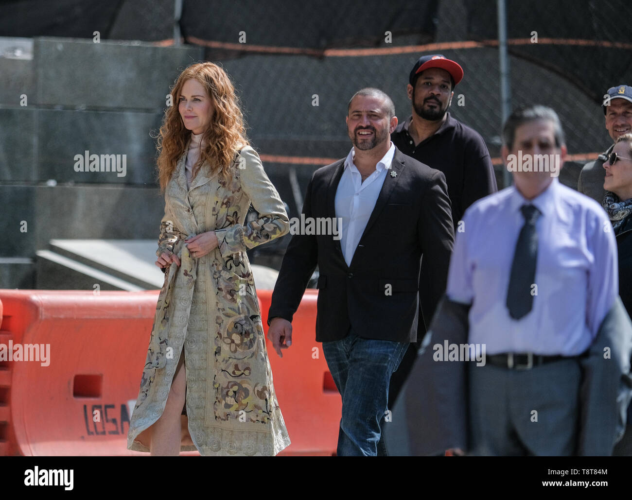 Nicole Kidman, Hugh Grant and Donald Sutherland on the set of the 'The ...