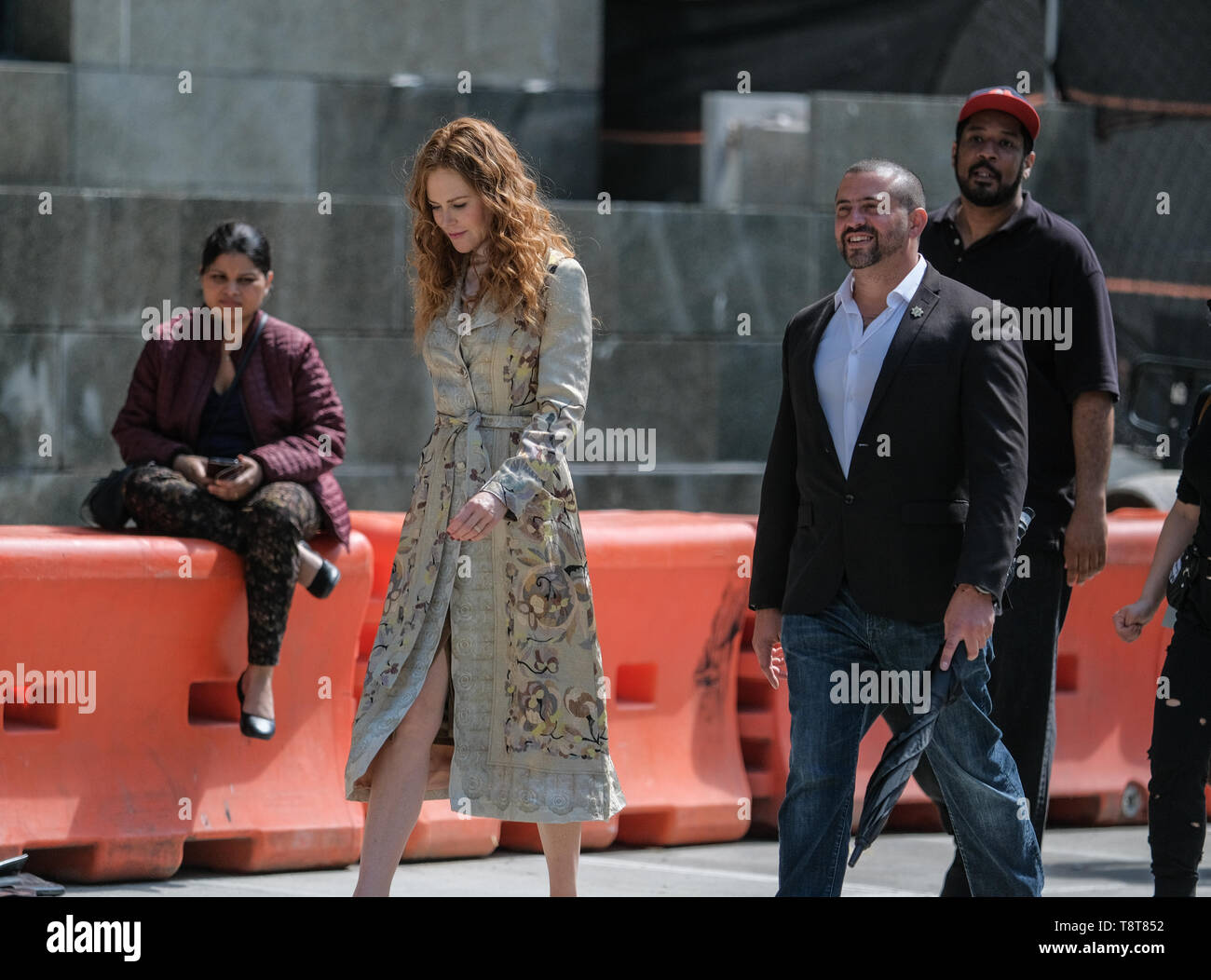 Nicole Kidman, Hugh Grant and Donald Sutherland on the set of the 'The ...
