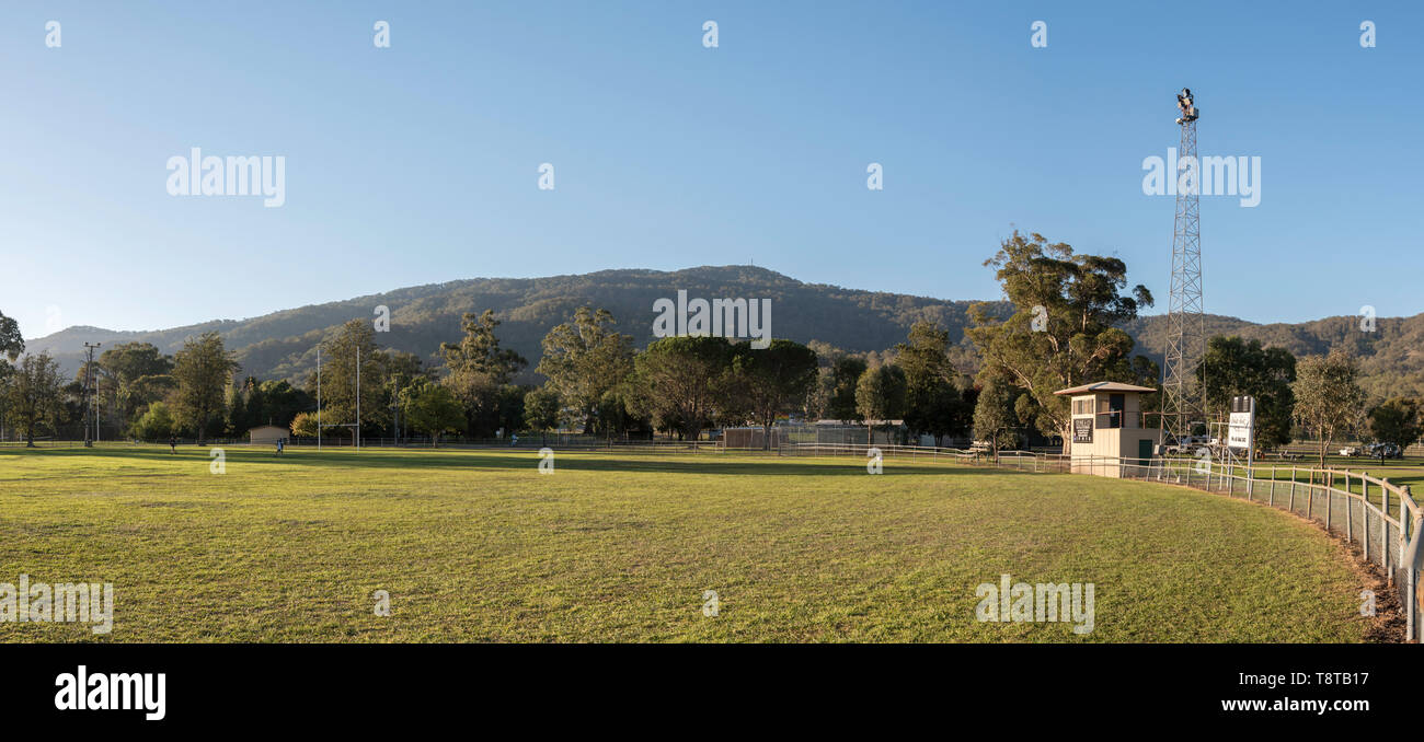 Wilson Memorial Oval on the New England Highway in the town of ...