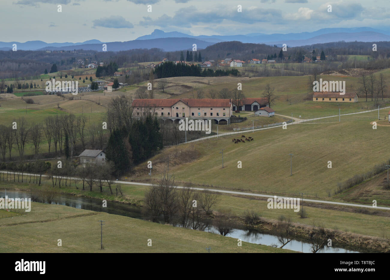 Peaks countryside hi-res stock photography and images - Alamy