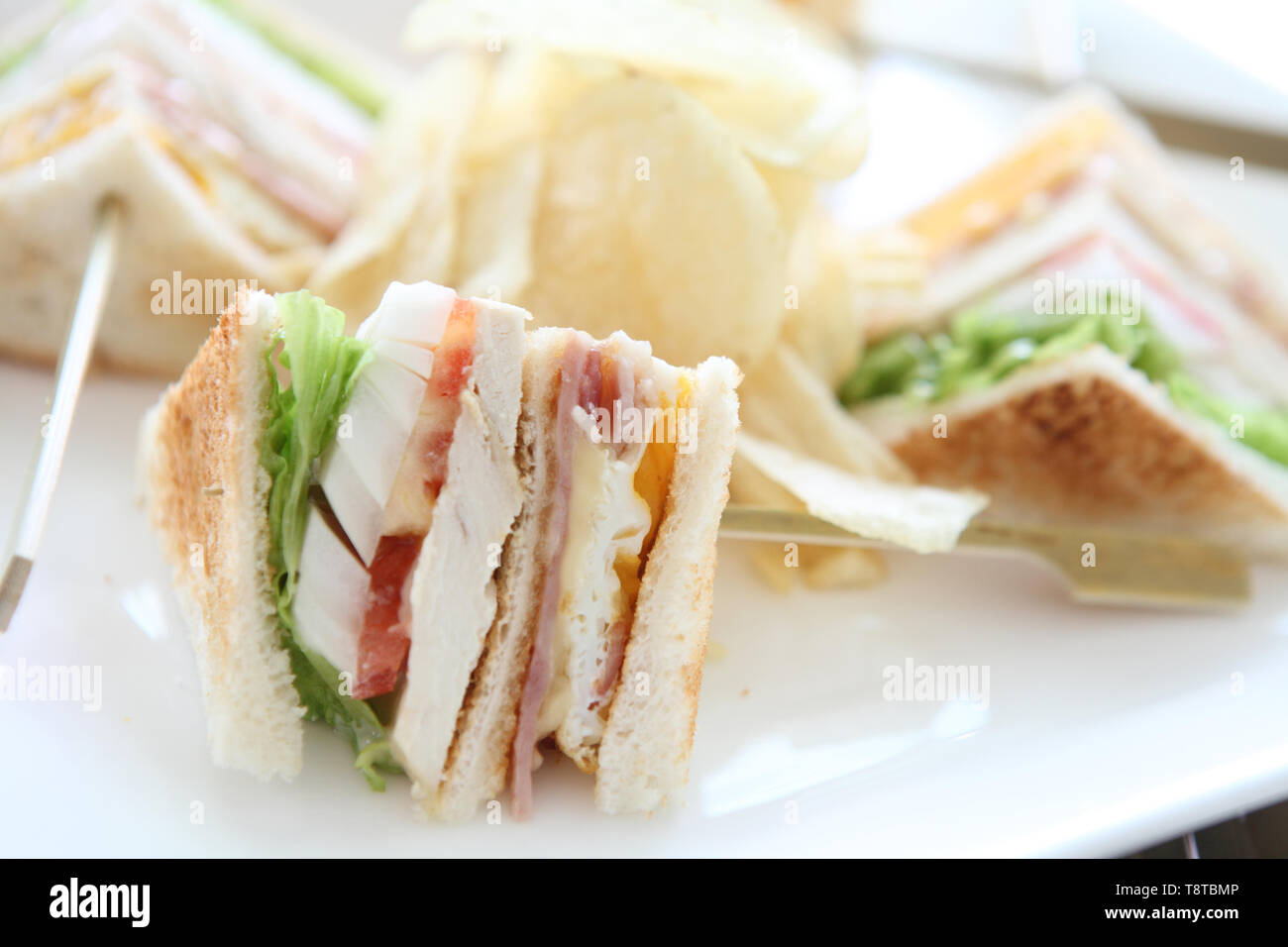 Sandwich and crisps hi-res stock photography and images - Alamy
