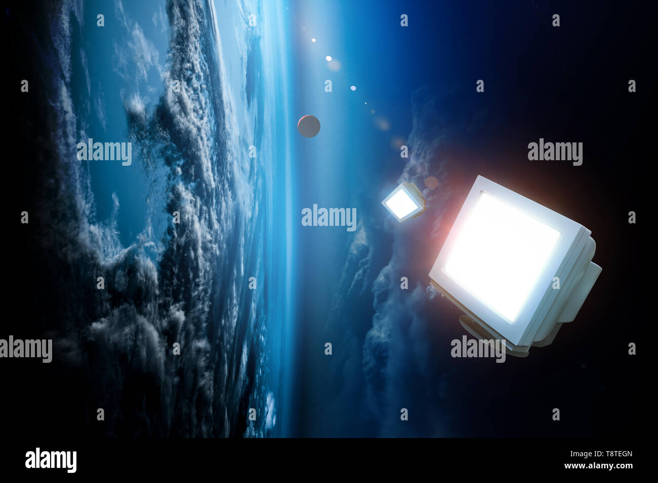 Orbit screen hi-res stock photography and images - Alamy