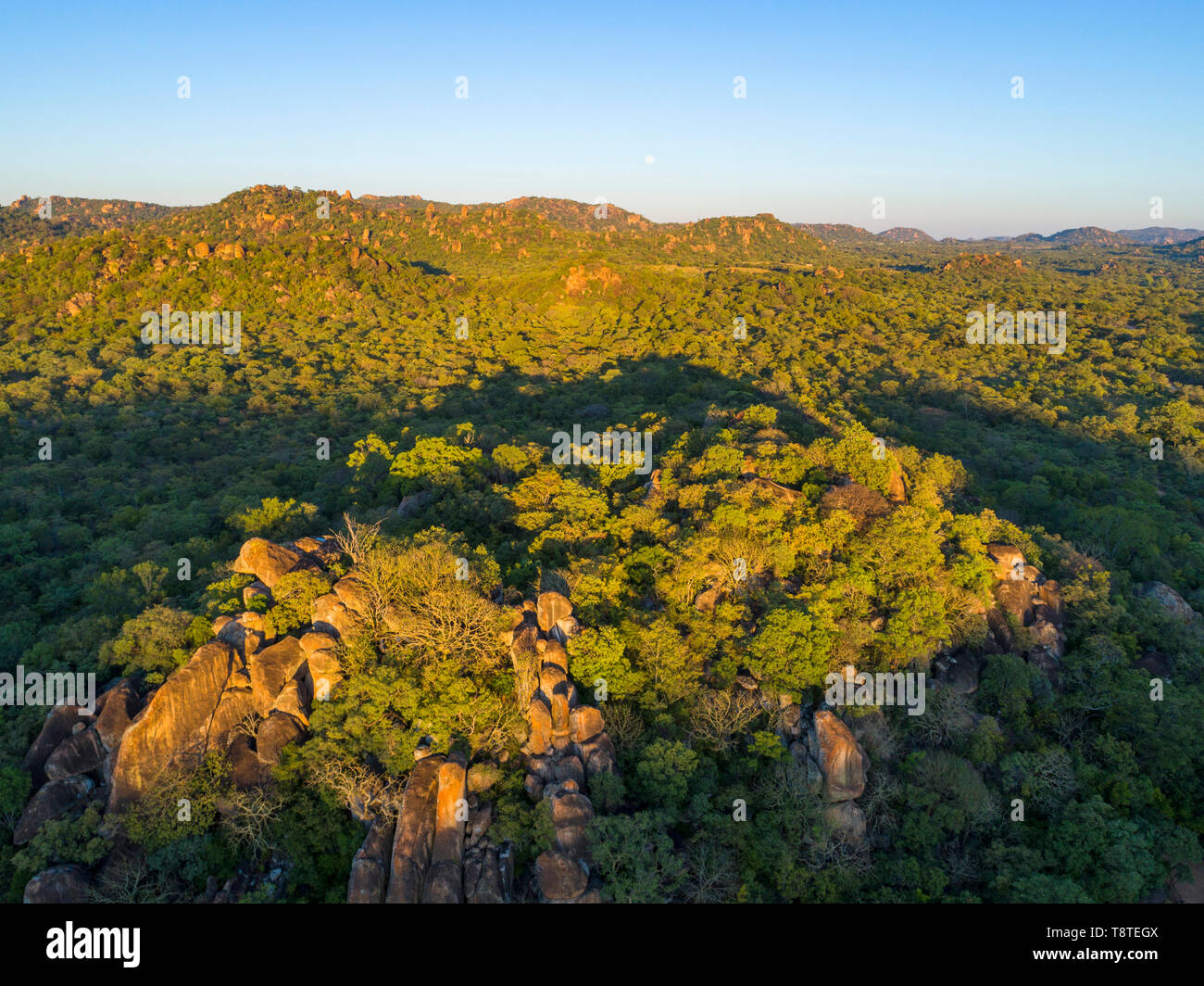 Zimbabwe matabeleland matobo hills hi-res stock photography and images ...