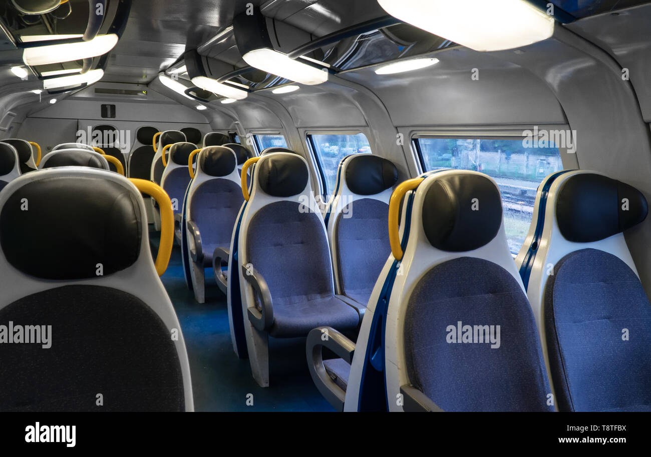 Double decker carriage hi-res stock photography and images - Alamy