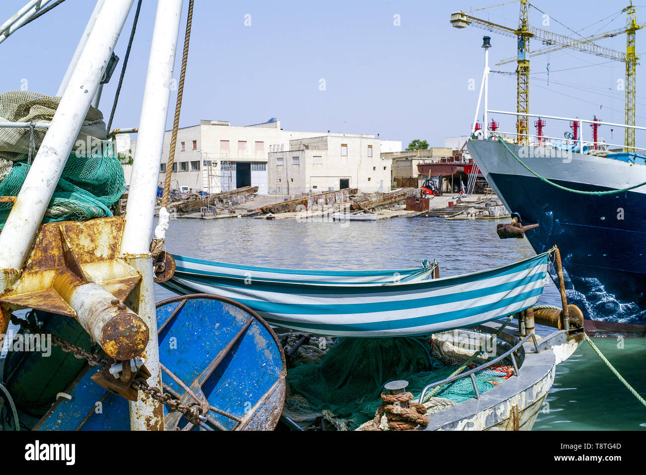 Algerian fishing hi-res stock photography and images - Alamy