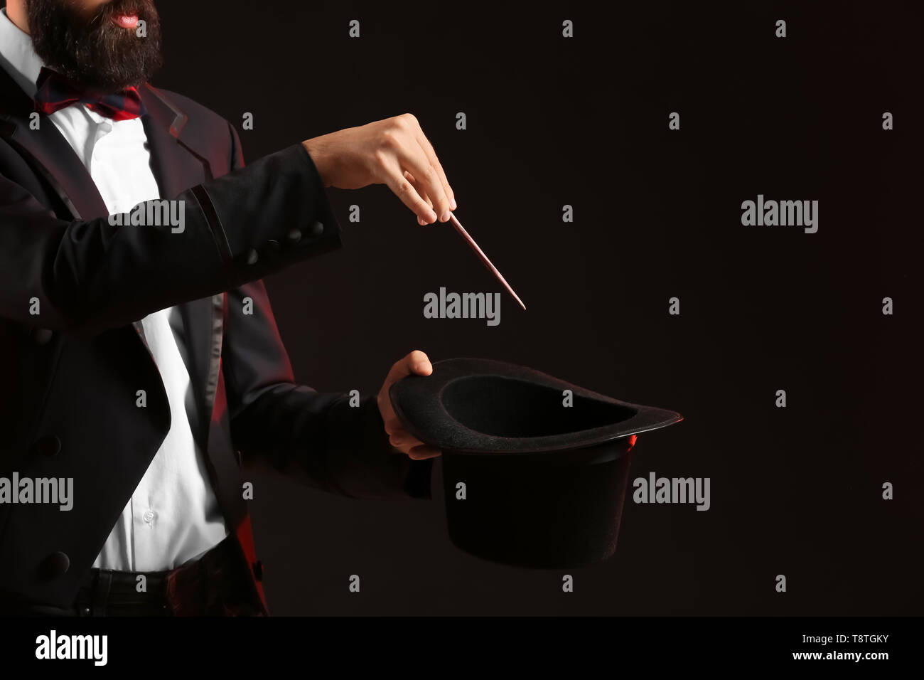 Hocus pocus tricks hi-res stock photography and images - Alamy