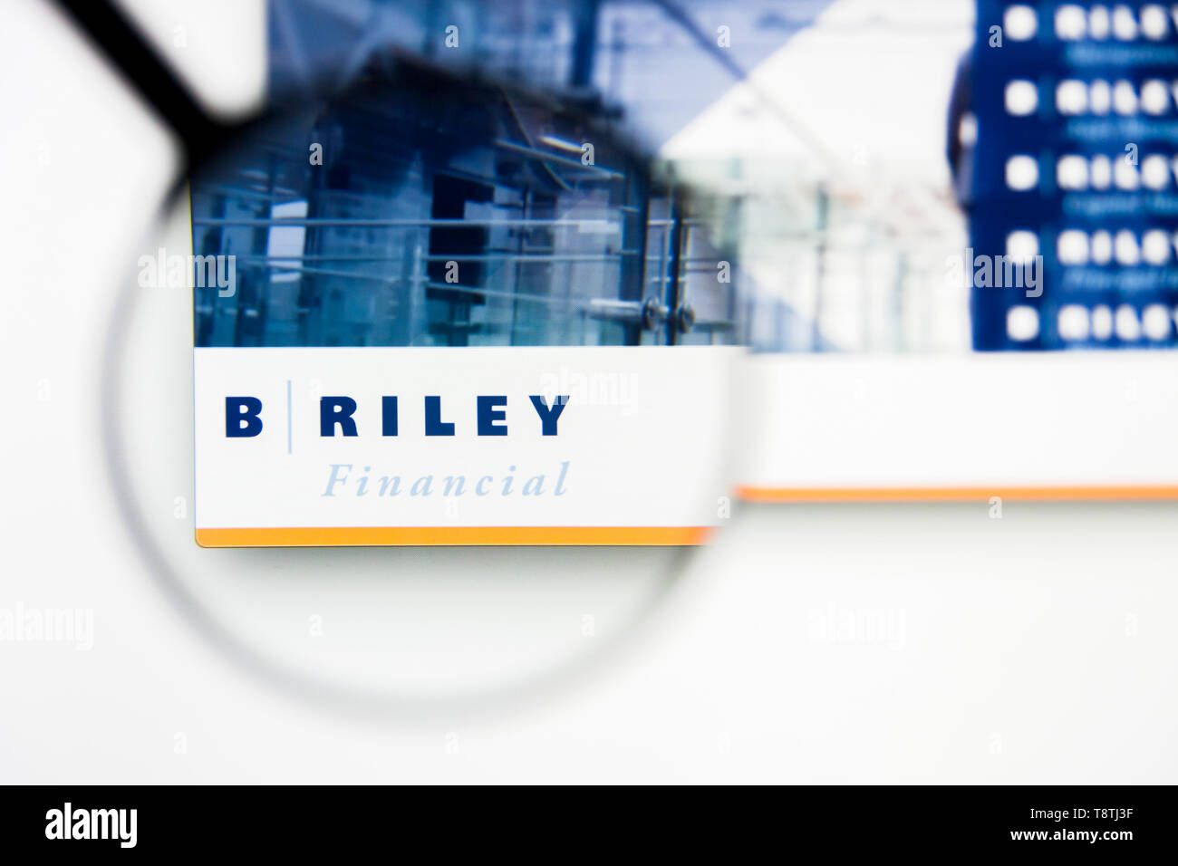 Riley logo hi-res stock photography and images - Alamy