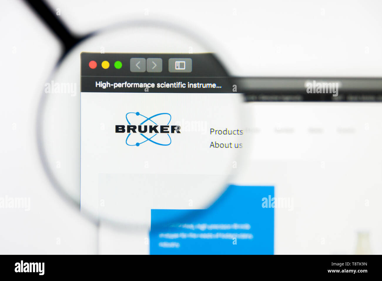 Bruker logo hi-res stock photography and images - Alamy